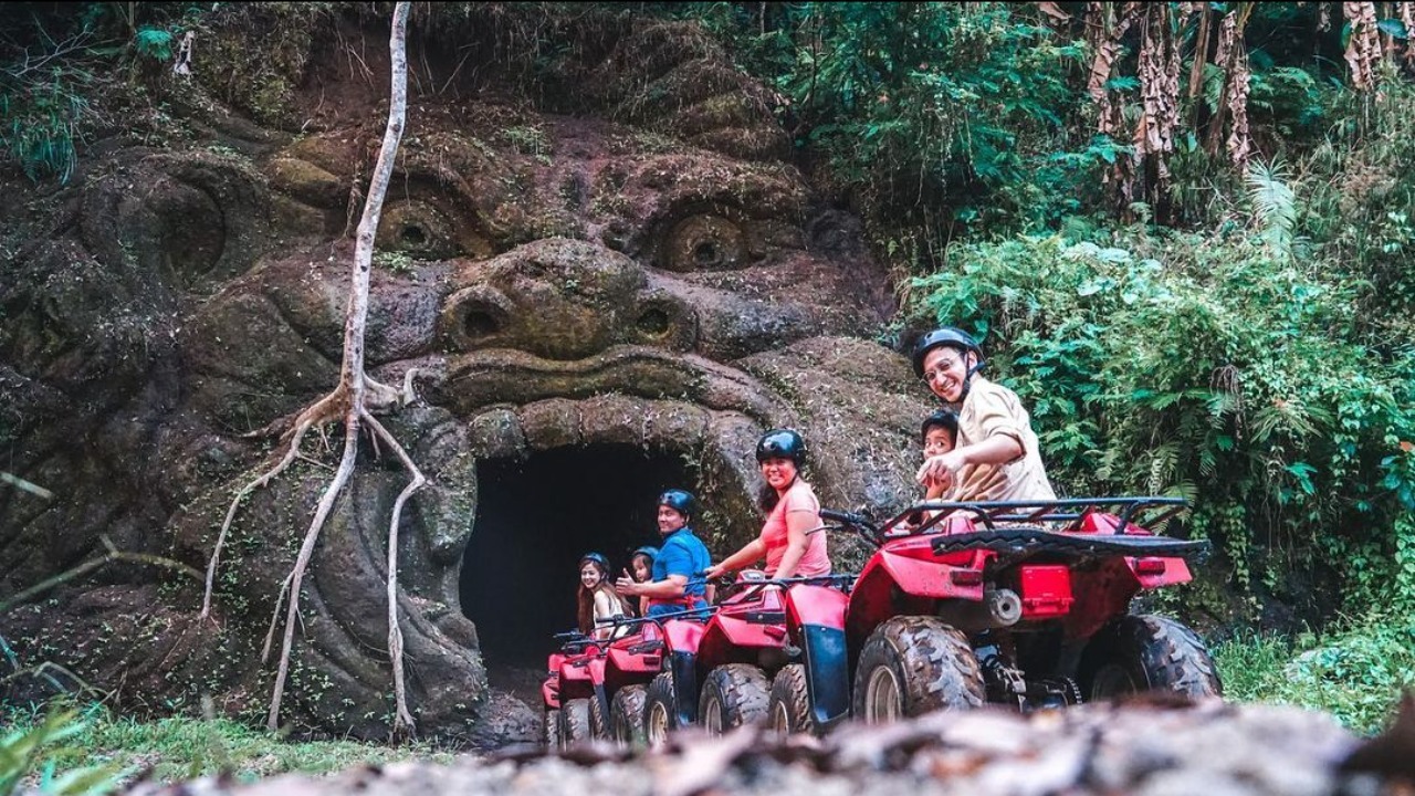 Ubud: KingKong Face Cave ATV Quad Bike Bali with Waterfall and Lunch - 𝘽𝙖𝙡𝙞 𝙕𝙞𝙥𝙡𝙞𝙣𝙚 𝙍𝙞𝙘𝙚 𝙏𝙚𝙧𝙧𝙖𝙘𝙚